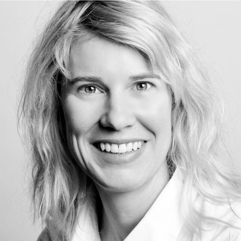 Sandra Roth's Instagram, Twitter & Facebook on IDCrawl